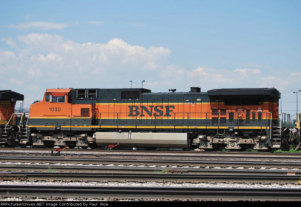 BNSF 1030